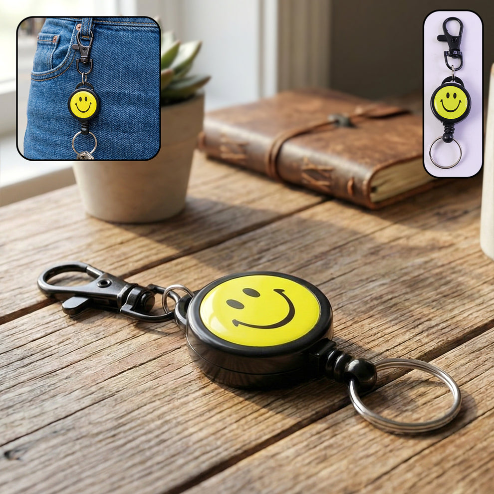 Smiley Face Retractable Keychain (1 Pc)