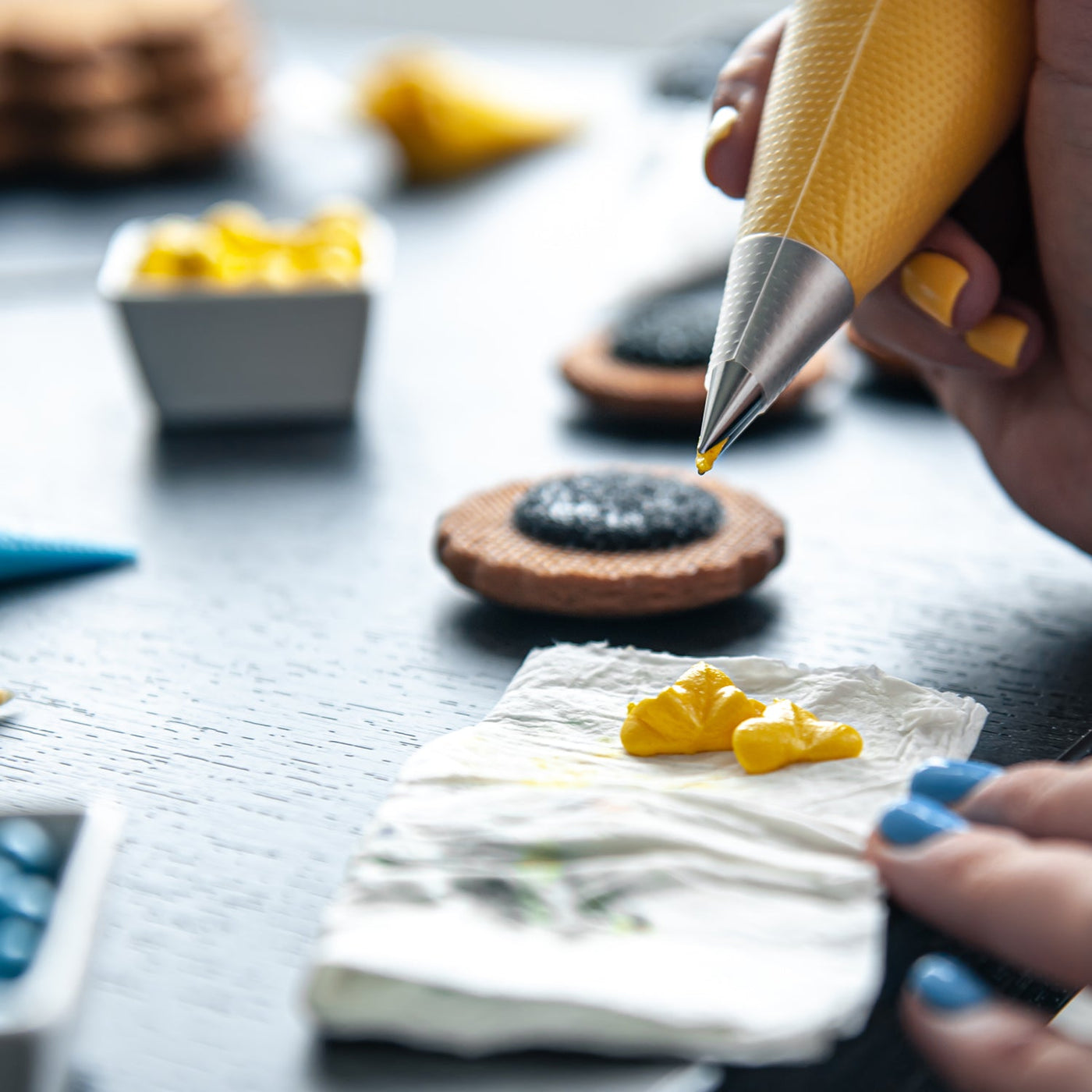 0805 Cake Decorating Nozzle with Piping Bag Stainless — DeoDap